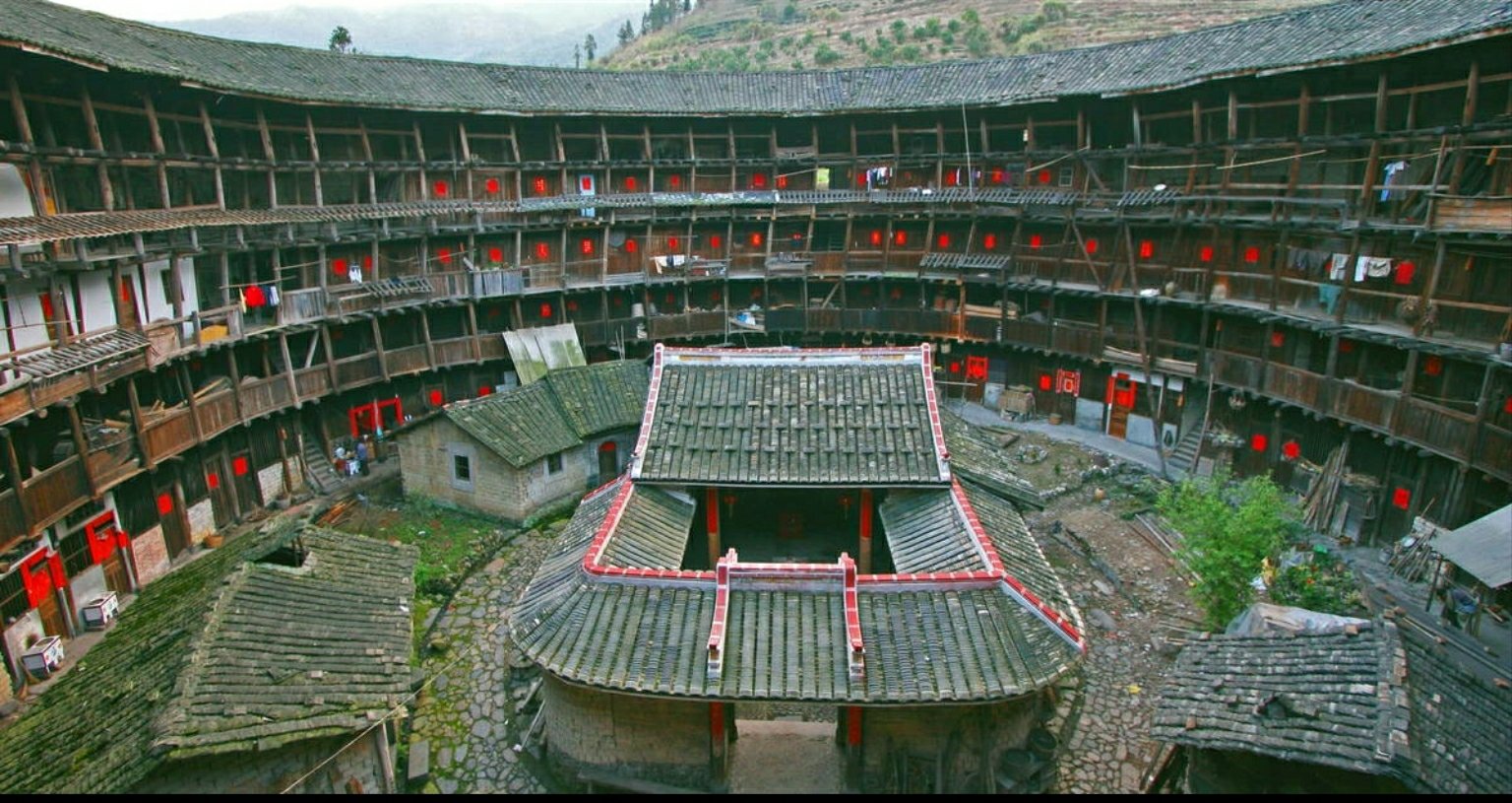 8The Fujian Hakka Earth Buildings - Centroid PM